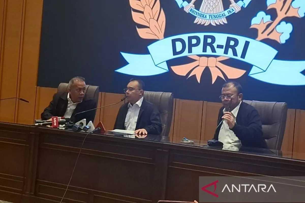 Gaji DPR Terbaru 2025: Take Home Pay Rp65 Juta, Ini Rinciannya! - News ...